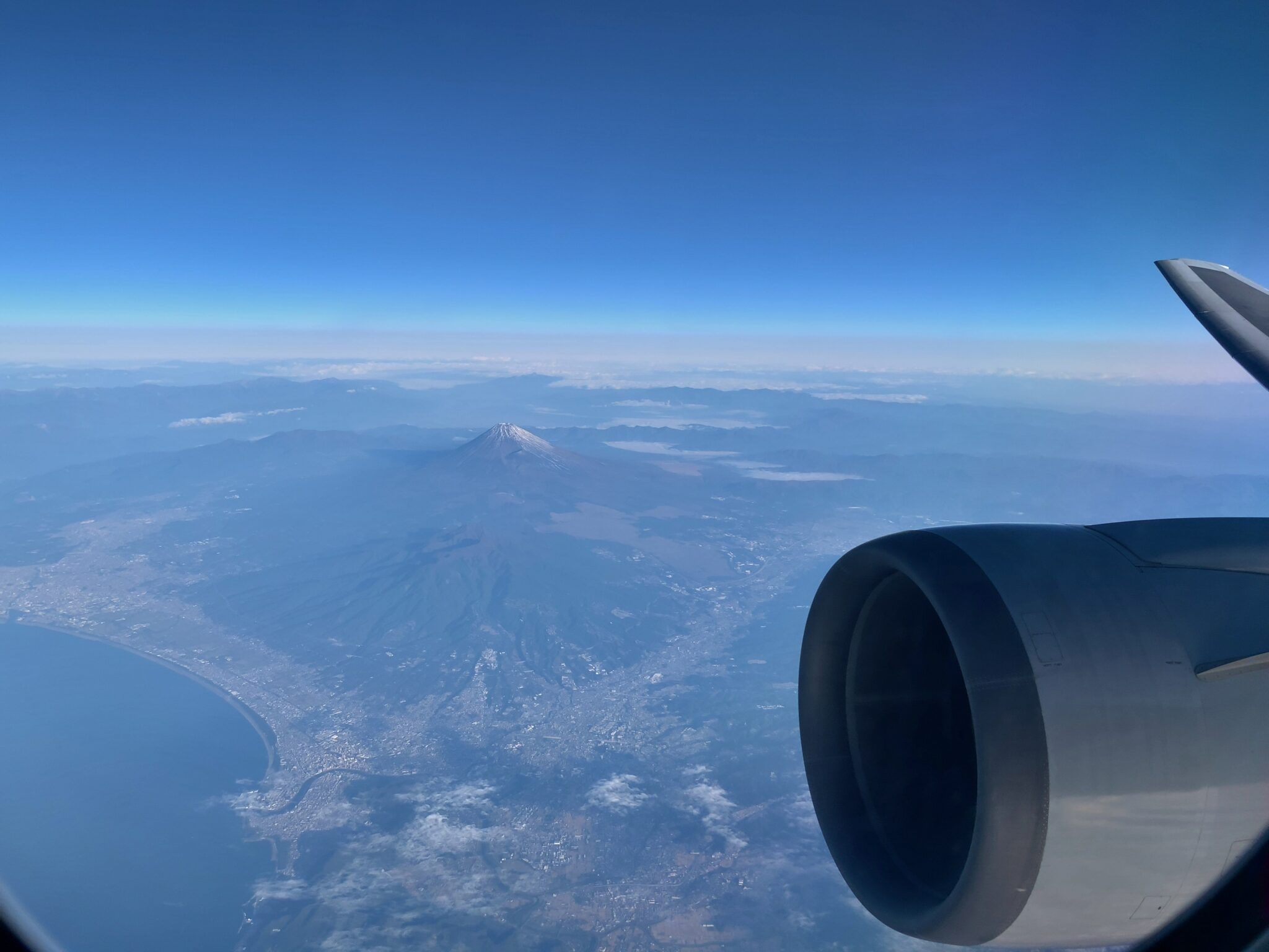 ANA：B767-300(76P)に搭乗の場合、富士山(Mt.Fuji)を見たければ 列目がオススメ | なんとなく日常のブログ
