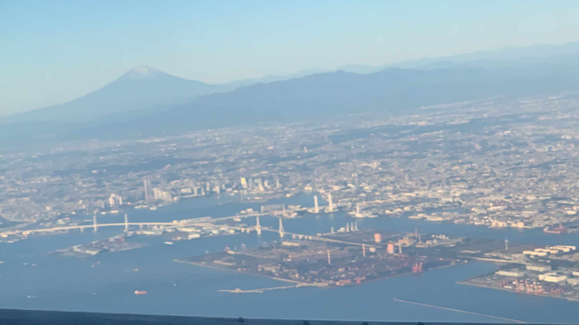 ANA：B767-300(76E)に搭乗の場合、富士山(Mt.Fuji)を見たければ 列目がオススメ | なんとなく日常のブログ